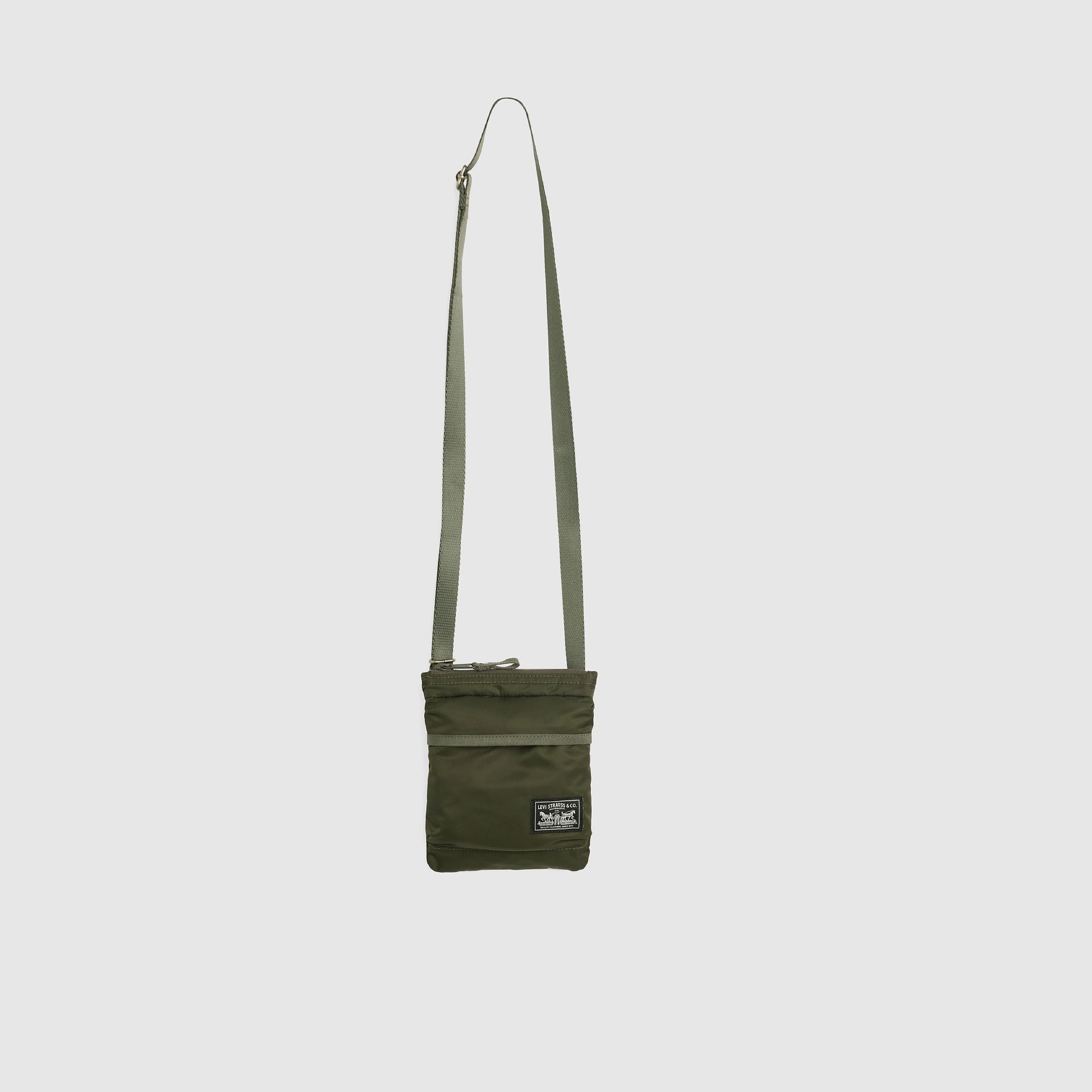 Levi's® Men's Mission Bay Crossbody Pouch - Green | Levi's MY